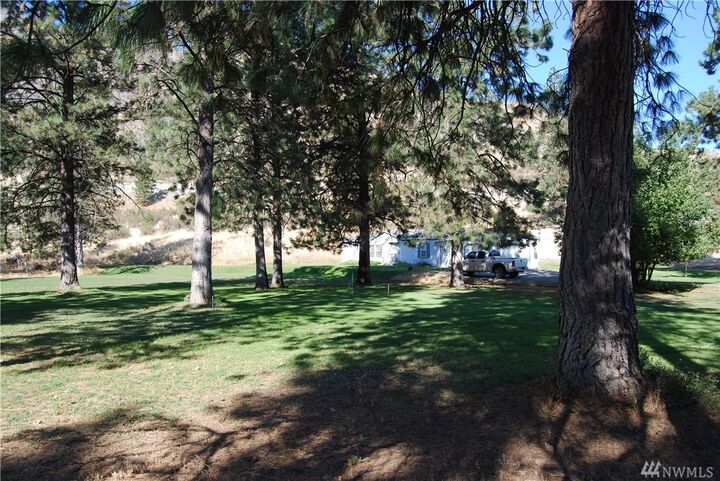 3 bed Tonasket home for sale: 49 Pine Crest Road, Tonasket, WA 98855