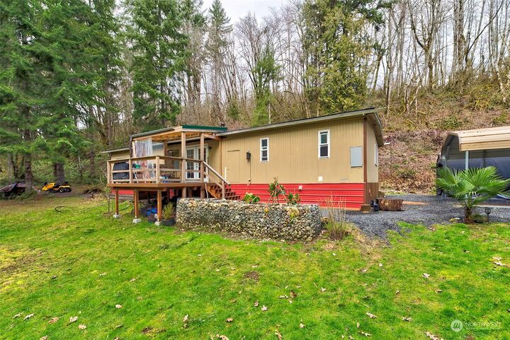 3 bed Winlock home for sale: 268 Hawkins Road S, Winlock, WA 98596