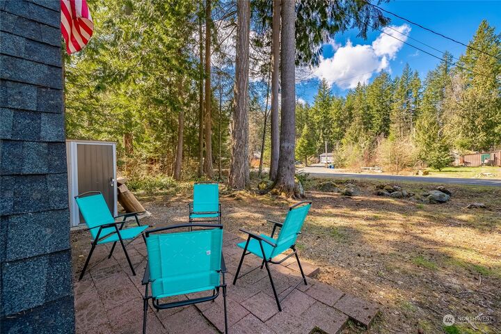 MLS#2049335: 1271 Deep Valley Drive, Maple Falls, WA 98266
