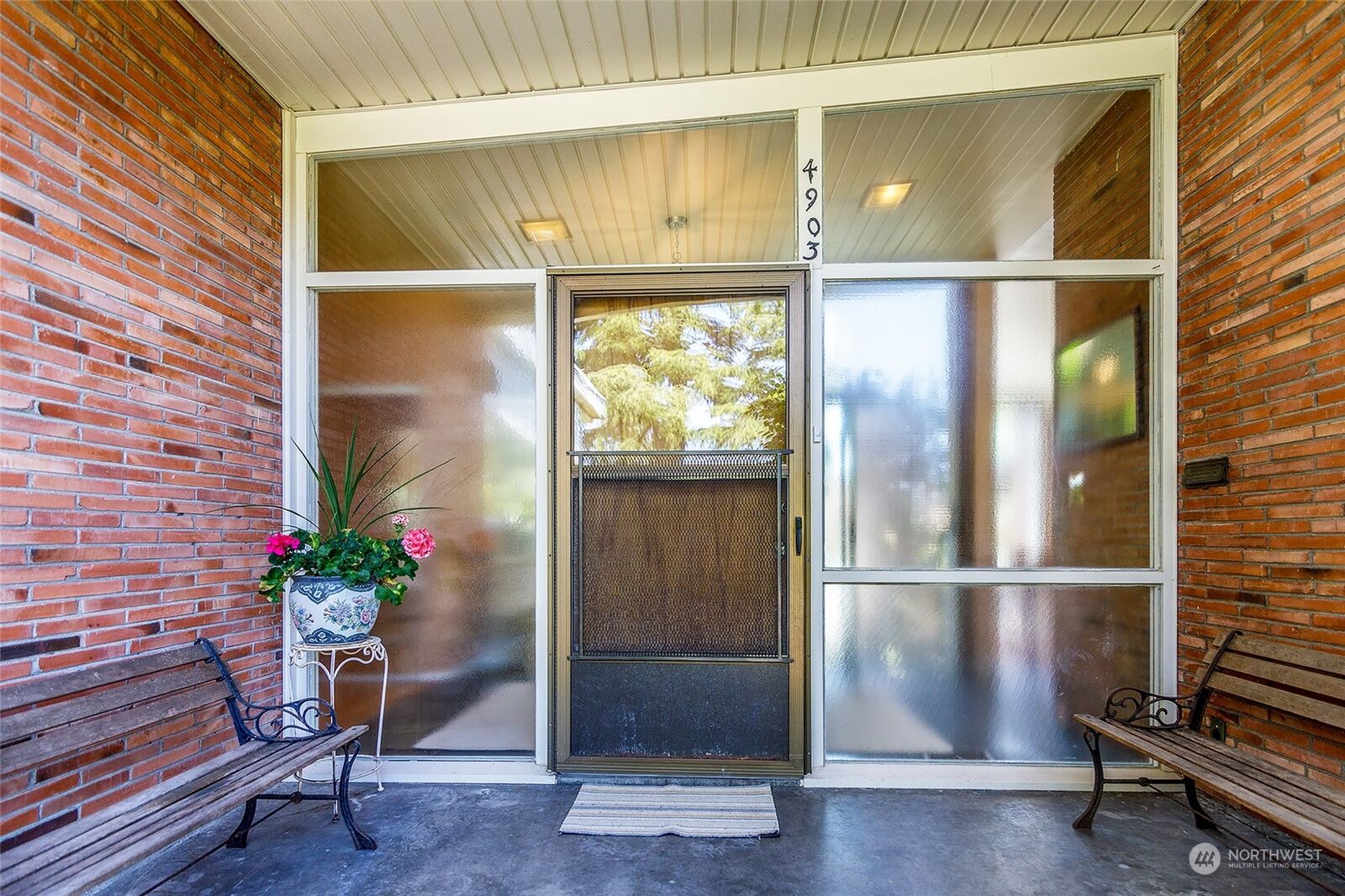 MLS#2073372: 4903 SW Hill Street, Seattle, WA 98116