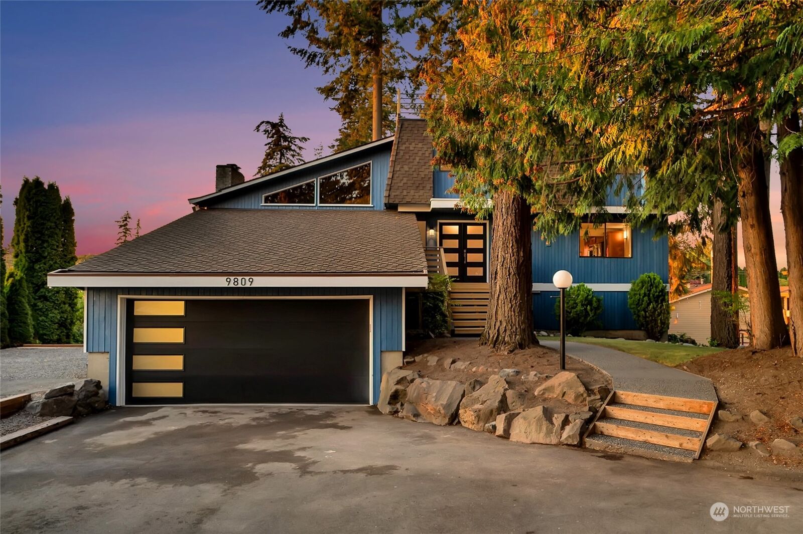 Home for sale in Edmonds: 9809 220th Street SW, Edmonds, WA 98020