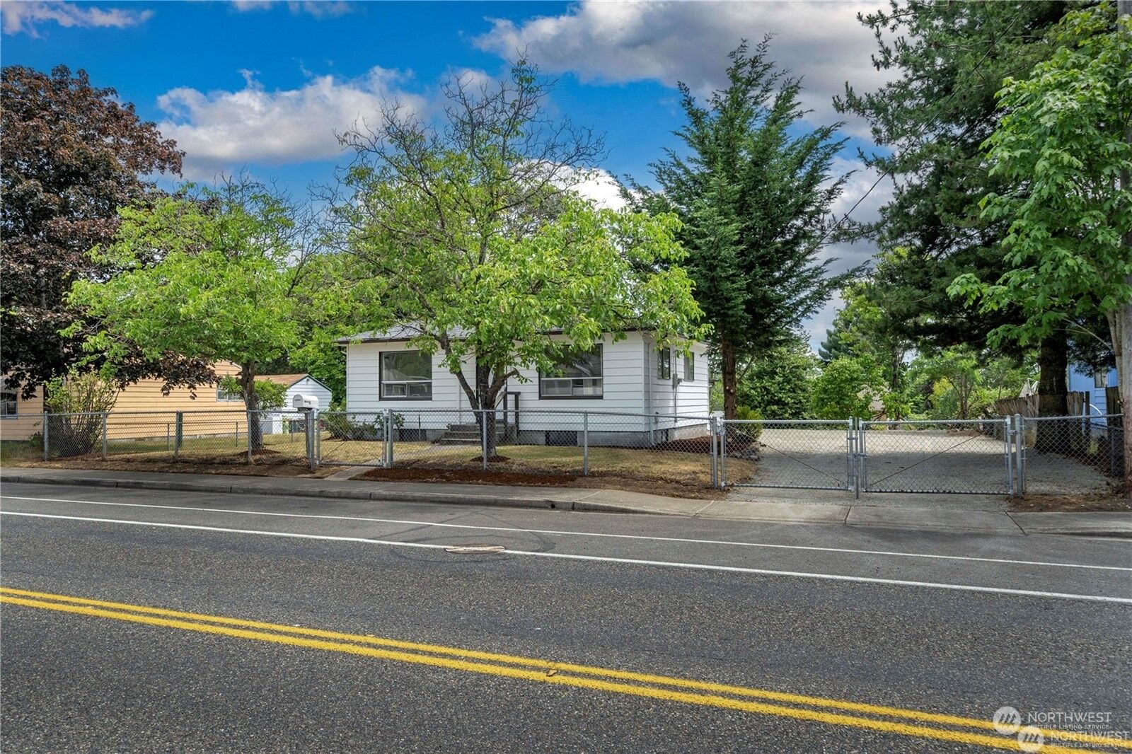 4 bed Tacoma home for sale: 6927 S Tyler Street, Tacoma, WA 98409