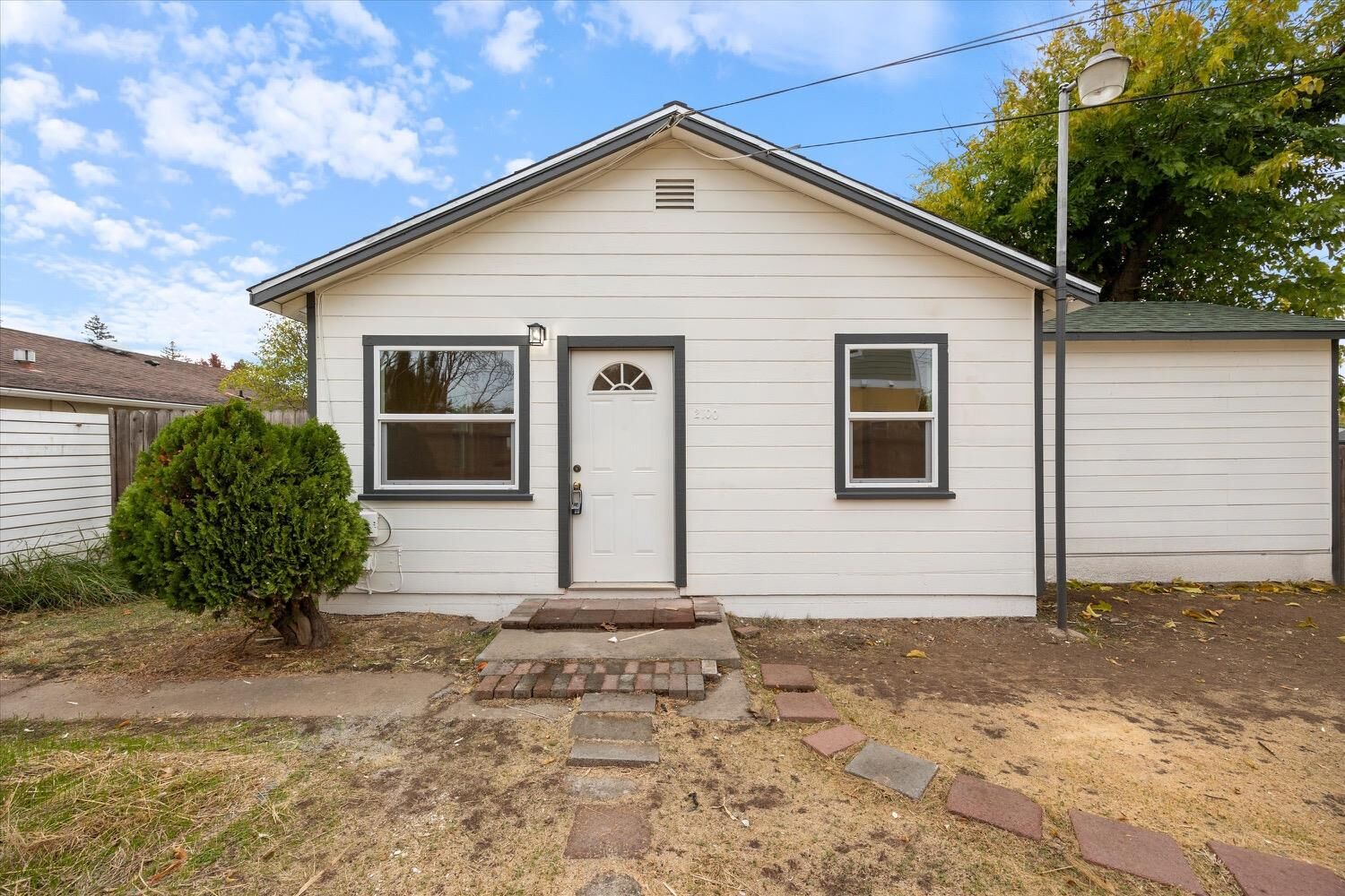 Home for sale in Sacramento: 2100 S Keith Way, Sacramento, CA 95825