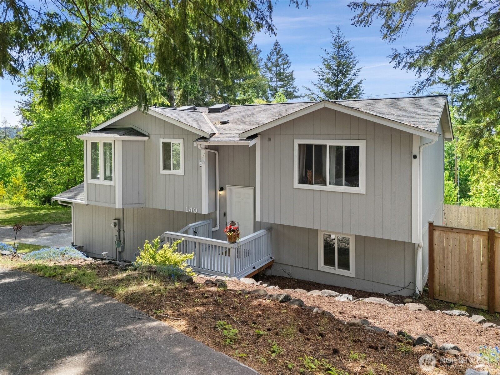 MLS#2374604: 140 NE Rainier Place S, Belfair, WA 98528