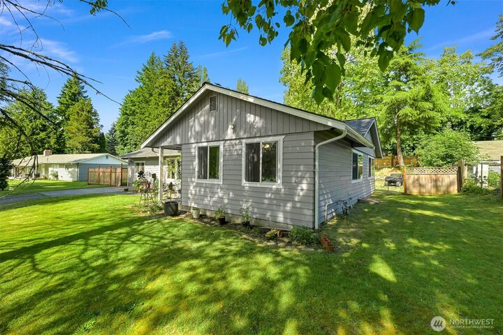 House for sale in Bellingham: 4238 Northwest Drive, Bellingham, WA 98226