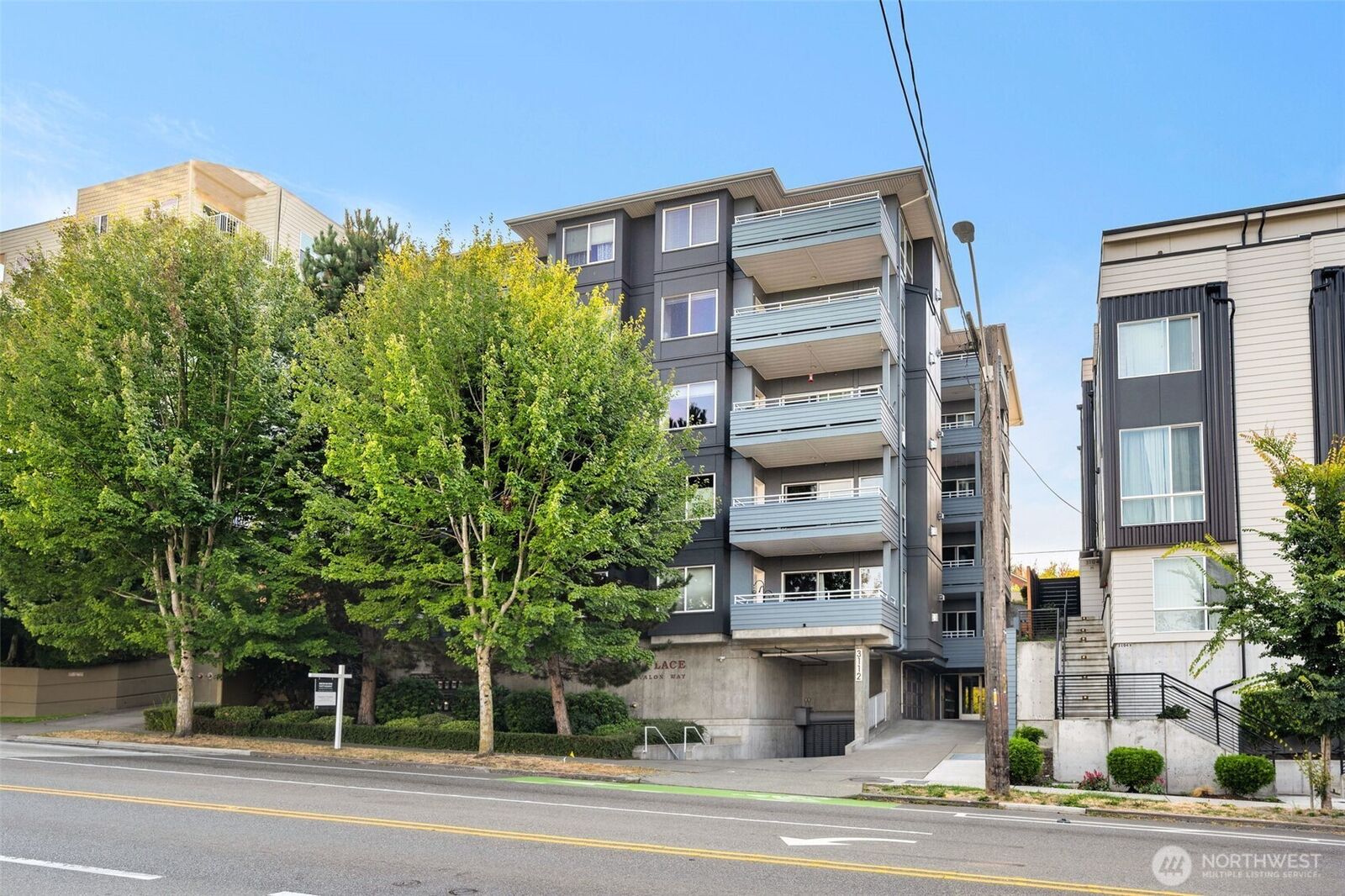 Home for sale in Seattle: 3112 SW Avalon Way 302, Seattle, WA 98126