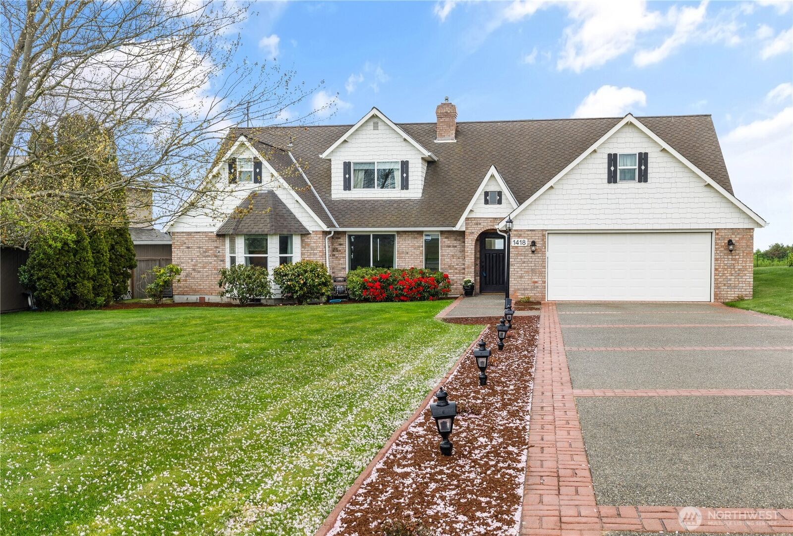 Home for sale in Oak Harbor: 1418 Bonnie View Acres Road, Oak Harbor ...
