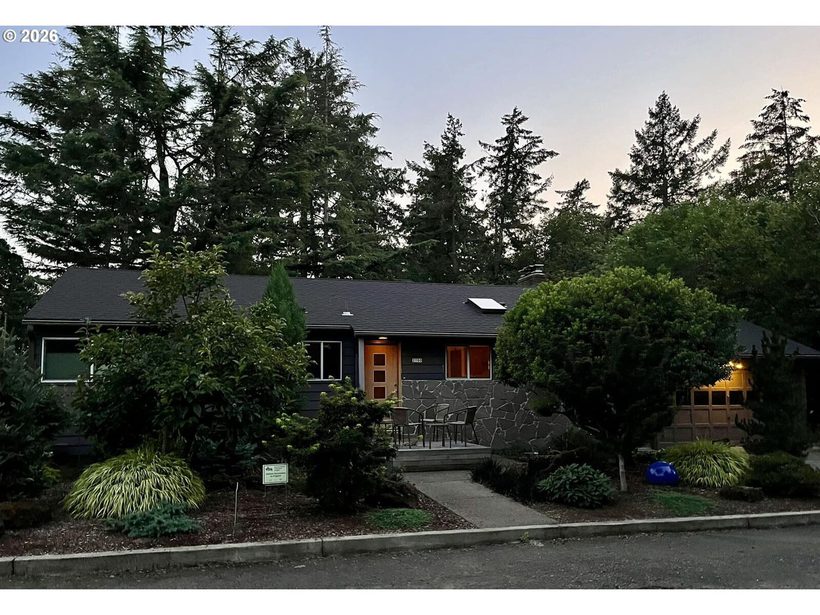 3 bed Portland home for sale: 2700 SW Boundary St, Portland, OR 97239